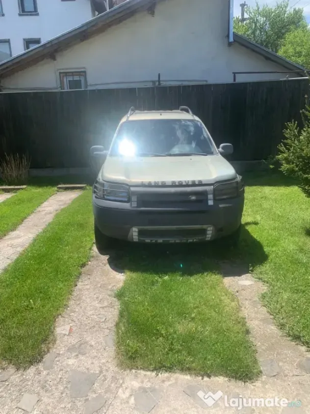 VAND LAND ROVER PENTRU PIESE - Autoturisme - Moieciu - 16857815